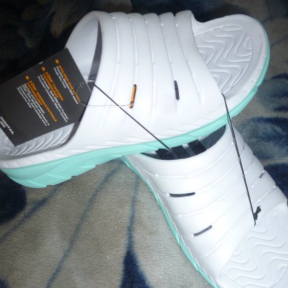 Avia | Shoes | Womens Beach Avia Hightail Slide Slips On Water Proof Sz ...